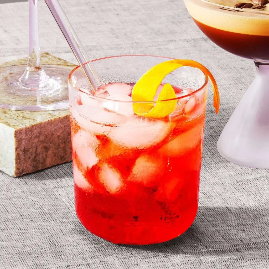Yes, Cocktails Are Alcoholic: Here's What You Need To Know About Mixing ...
