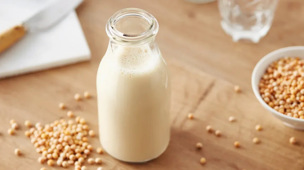 The Benefits of Soy Milk: The Healthier Alternative To Dairy - Chef Olu