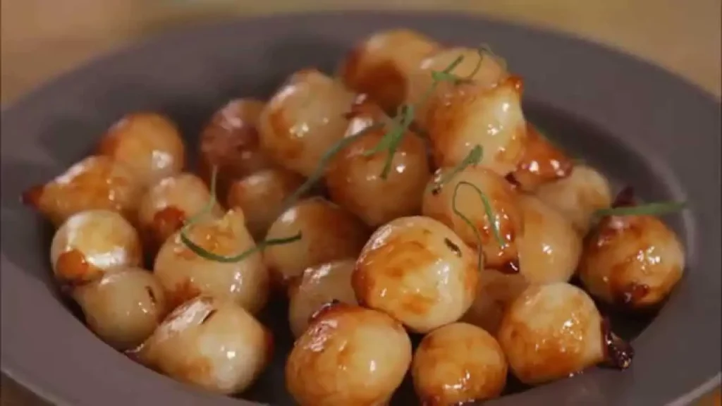 What Does Glaze Mean In Cooking? Everything You Need To Know - Chef Olu